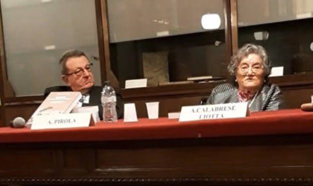 La prof.ssa Calabrese presenta il suo libro a Milano