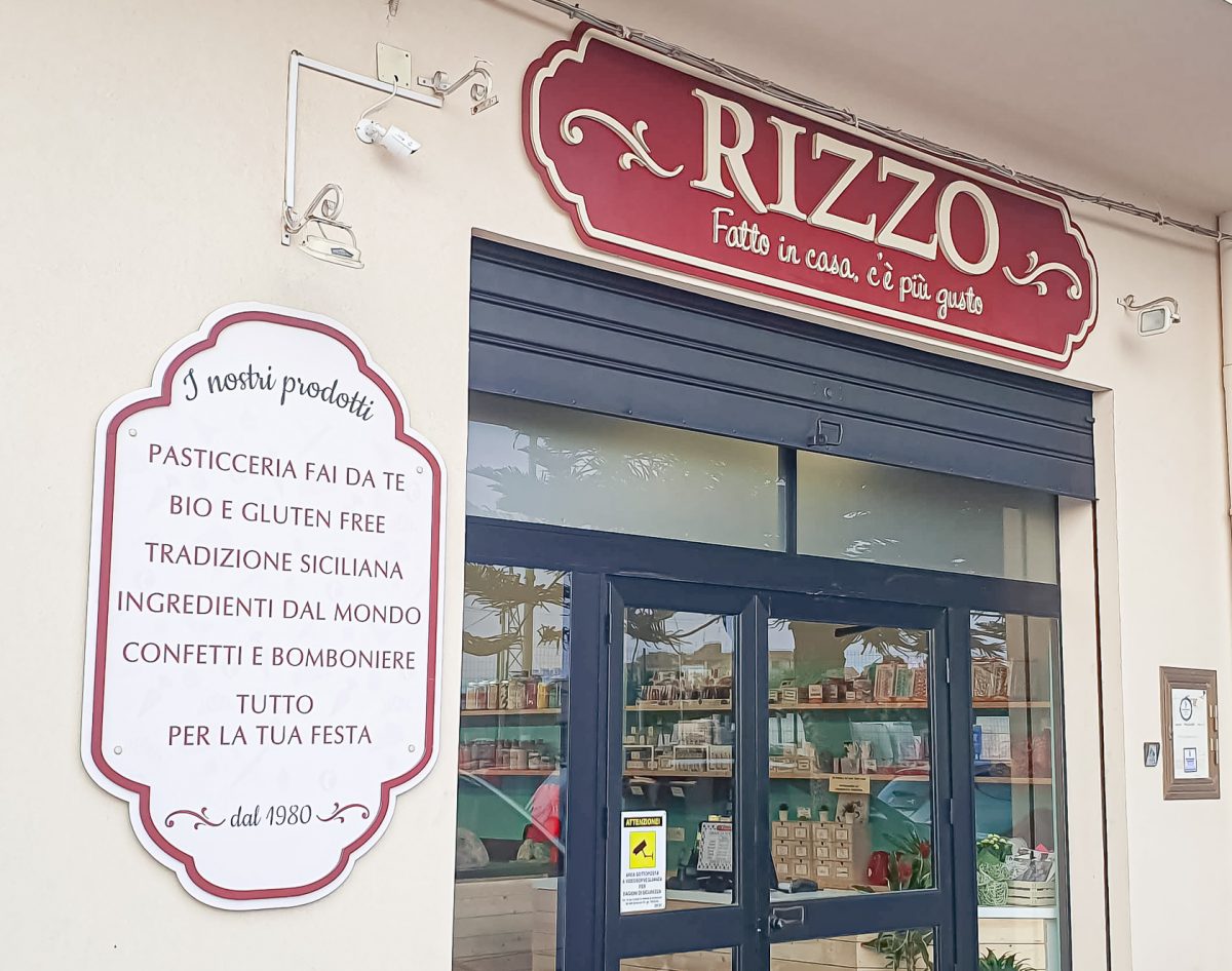 La famiglia Rizzo cambia look allo storico emporio