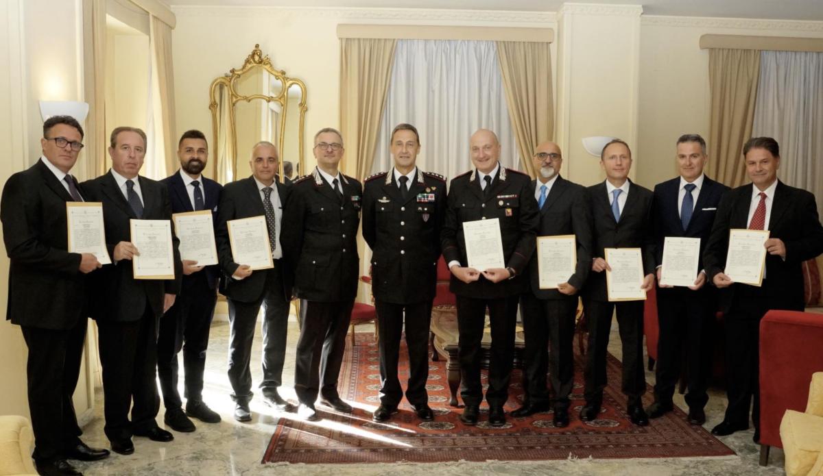 Carabinieri: il Generale Galletta premia gli investigatori per l ...