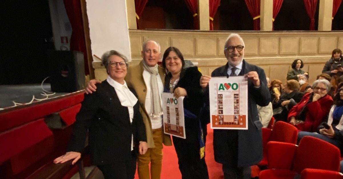 Presentato al Teatro Selinus il calendario AVO 2024