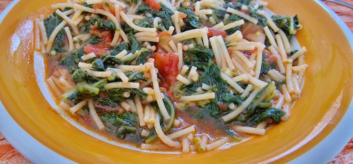 Pasta e tenerumi, minestra simbolo dell'estate in Sicilia